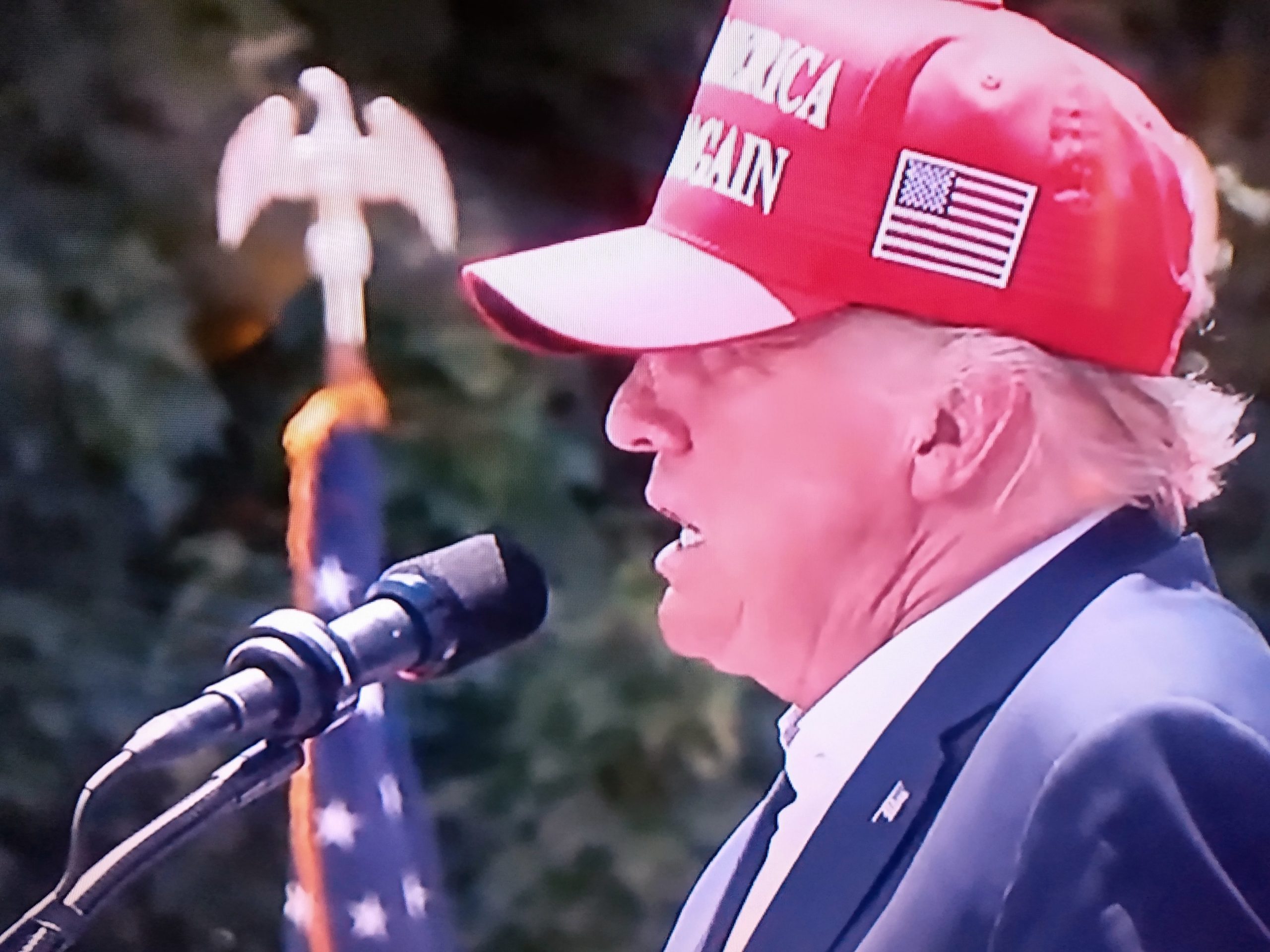 President Trump Draws Massive Crowd to Pickens - 94.1 - The Lake / WSNW